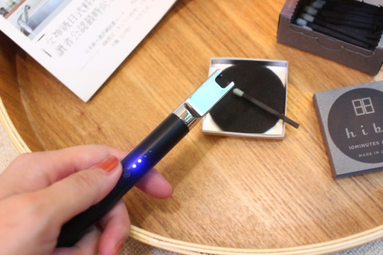 【薰香火柴】日本hibi香氛火柴，10分鐘改變空間氛圍的神秘優雅木質調香氛 - 原來是美花